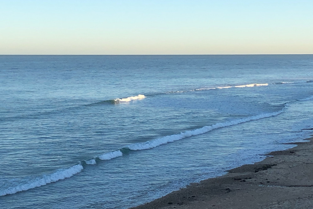 Mid Coast Detailed Surf Report, Surf Photos, Live Winds, Tides and ...