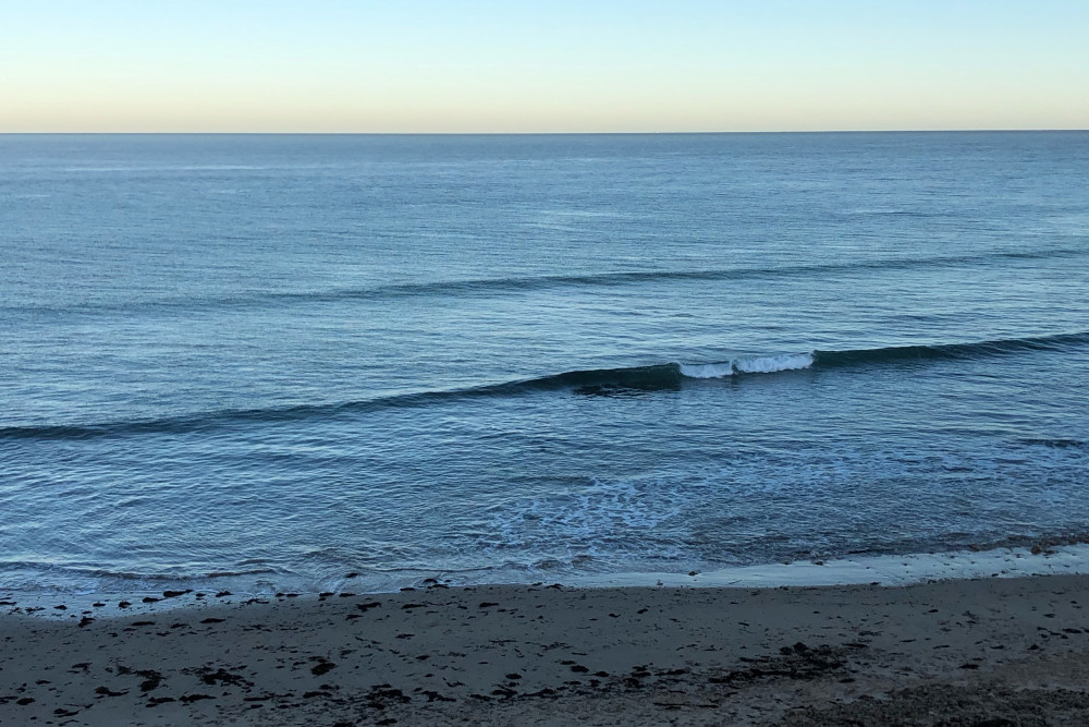 Mid Coast Detailed Surf Report, Surf Photos, Live Winds, Tides and ...