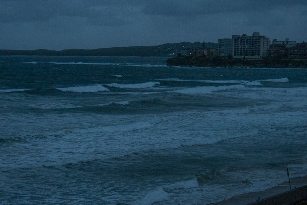 Cronulla Detailed Surf Report, Surf Photos, Live Winds, Tides and ...