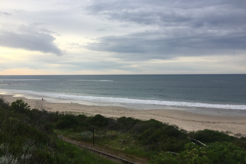 Middleton Detailed Surf Report, Surf Photos, Live Winds, Tides and ...