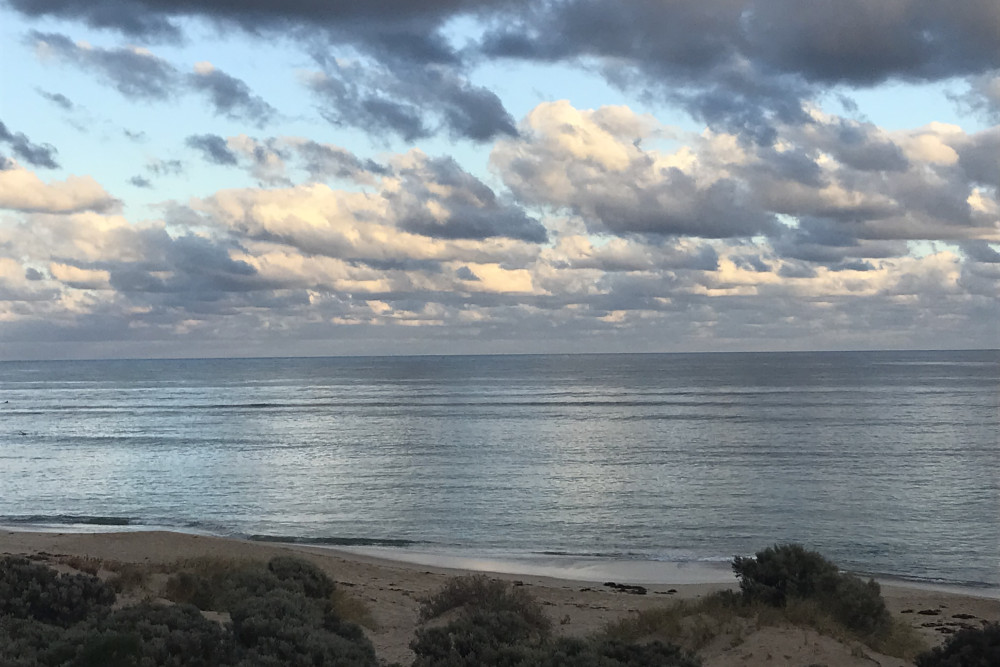 Mandurah Detailed Surf Report, Surf Photos, Live Winds, Tides and ...