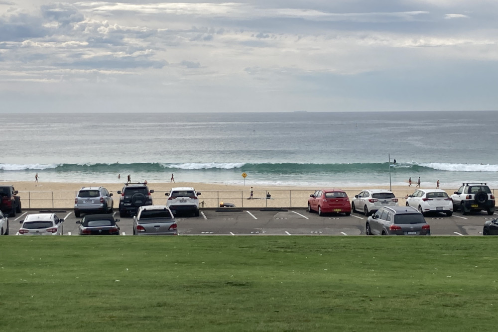 Eastern Beaches Detailed Surf Report, Surf Photos, Live Winds, Tides ...