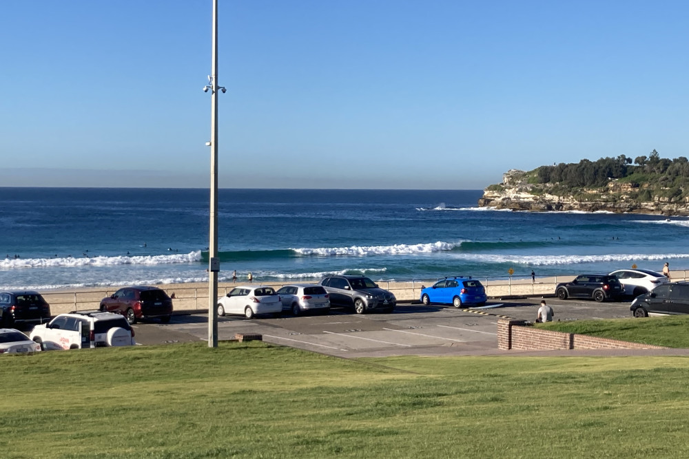 Eastern Beaches Detailed Surf Report, Surf Photos, Live Winds, Tides ...