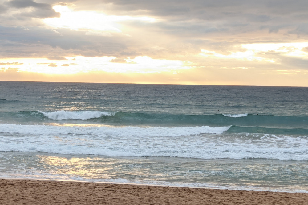 Northern Beaches Detailed Surf Report, Surf Photos, Live Winds, Tides ...