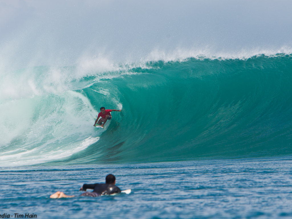 Asian Surfing Champions in Grajagan | Surf Photos by Tim Hain/ASC Media ...