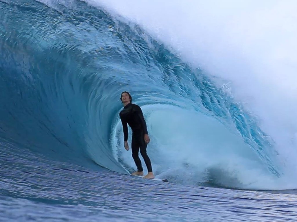 Sam Jones | Surf Photos by Toby Manson | Swellnet Sessions | Swellnet