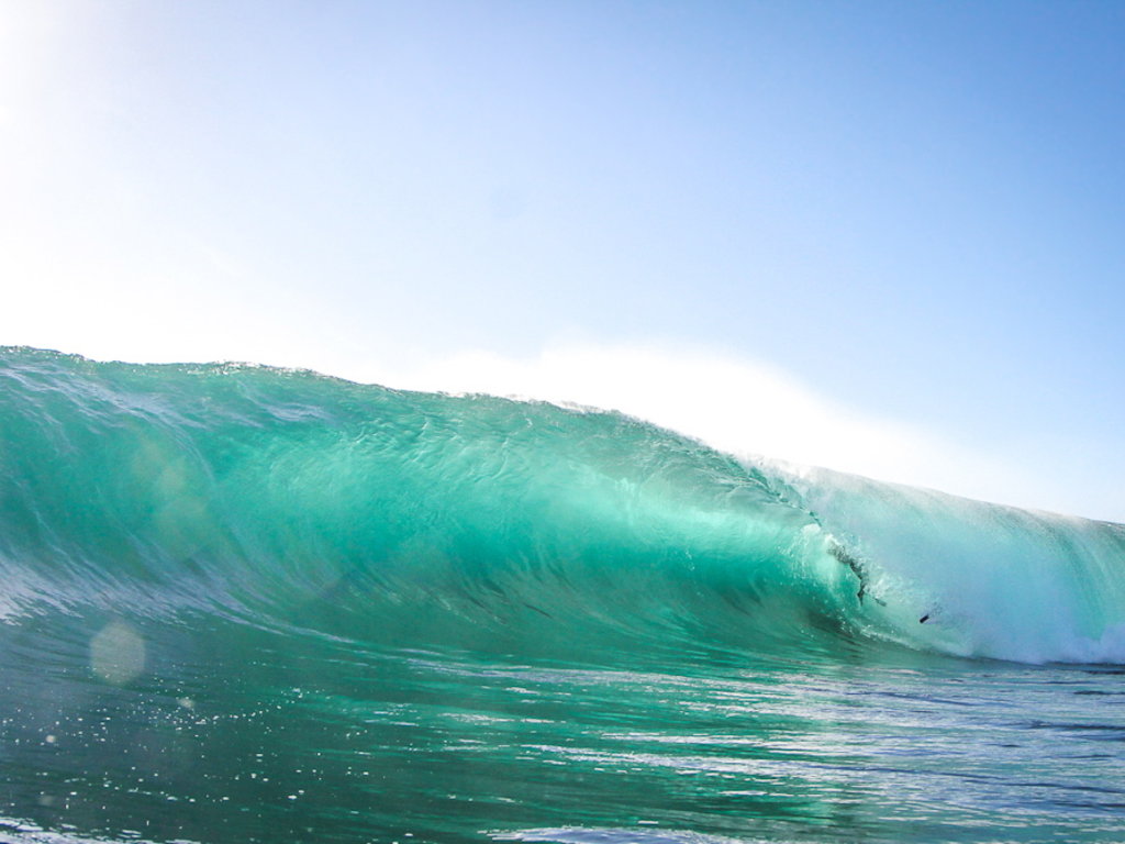 Cape Solander, late drop | Surf Photos by Ben Kiggins | Swellnet ...