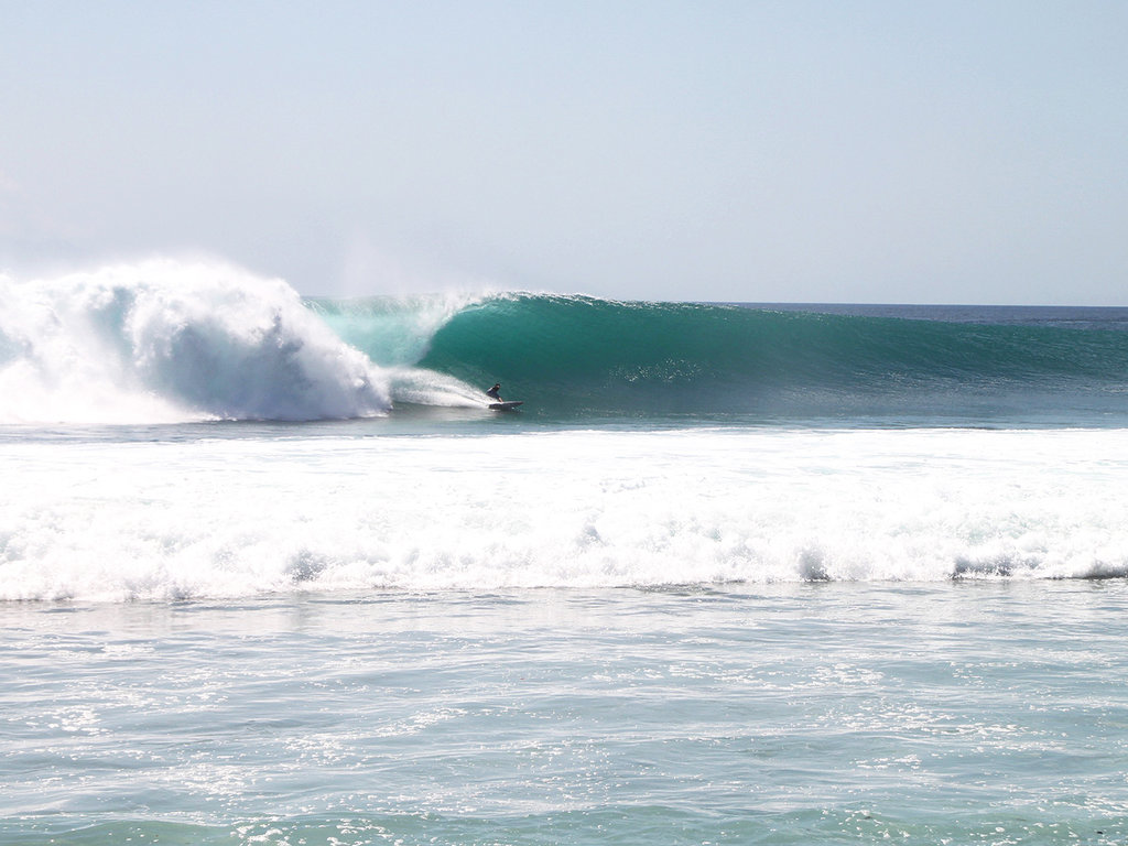 Desert Point all over- photos | Surf Photos by Chris Lovell | Swellnet ...