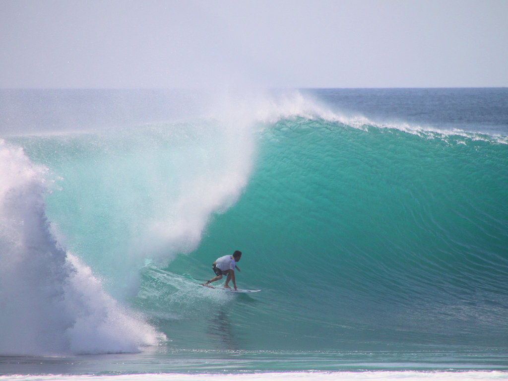 Desert Point all over- photos | Surf Photos by Chris Lovell | Swellnet ...