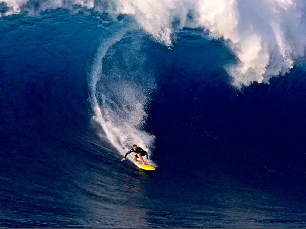 Peahi from the channel - photos | Surf Photos by Tim Bonython's Swell ...