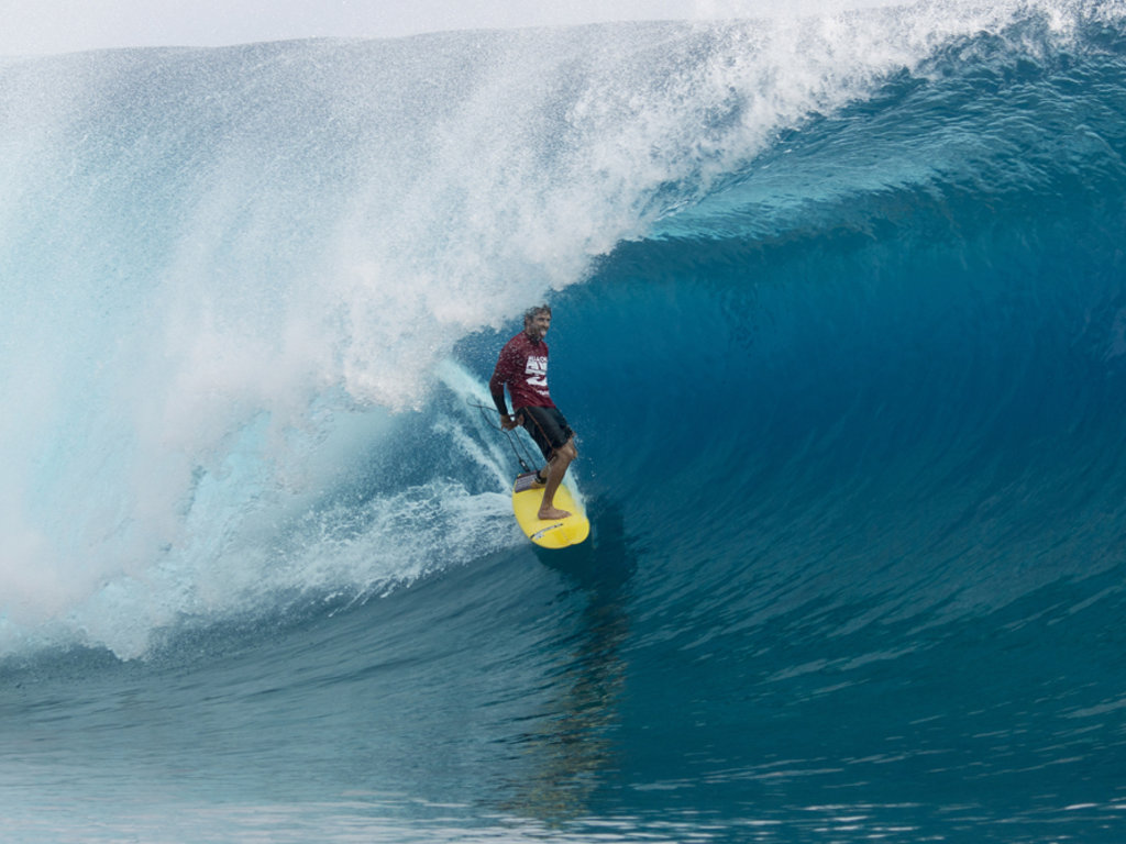 Triumph and tragedy at Teahupoo Trials - photos | Surf Photos by ASP ...