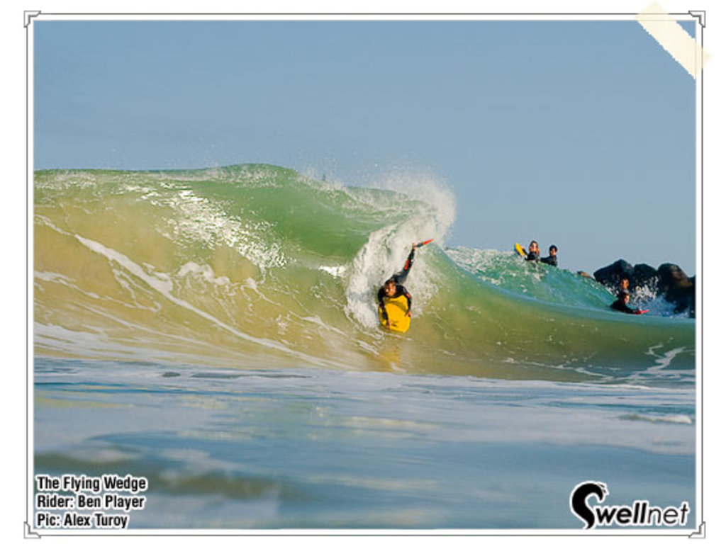 The Flying Wedge | Surf Photos by Alex Turoy | Swellnet Sessions | Swellnet