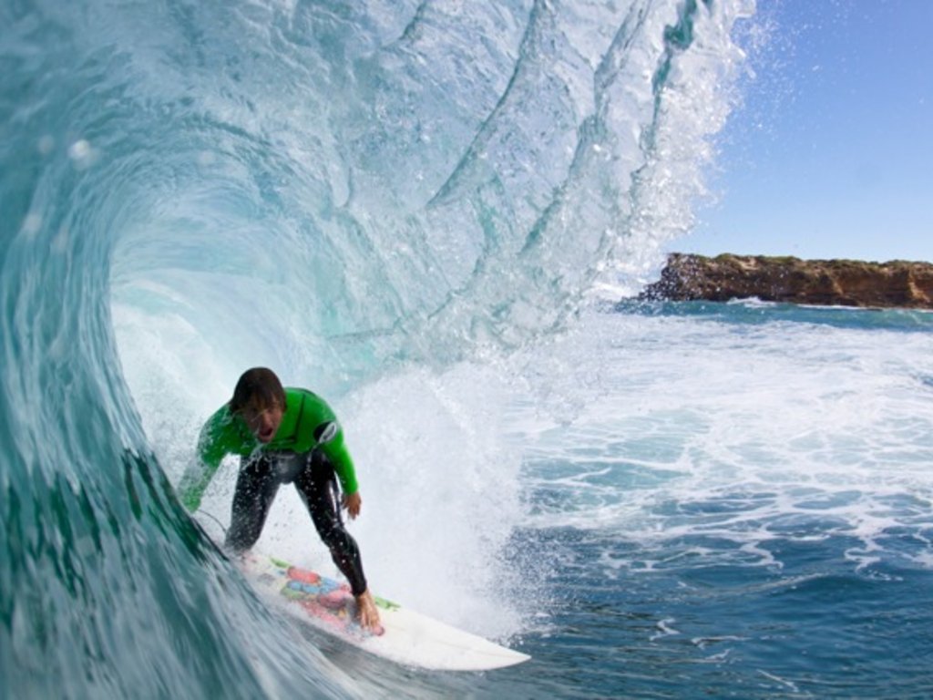 Paragliding | Surf Photos by Mitch Nibbs | Swellnet Sessions | Swellnet