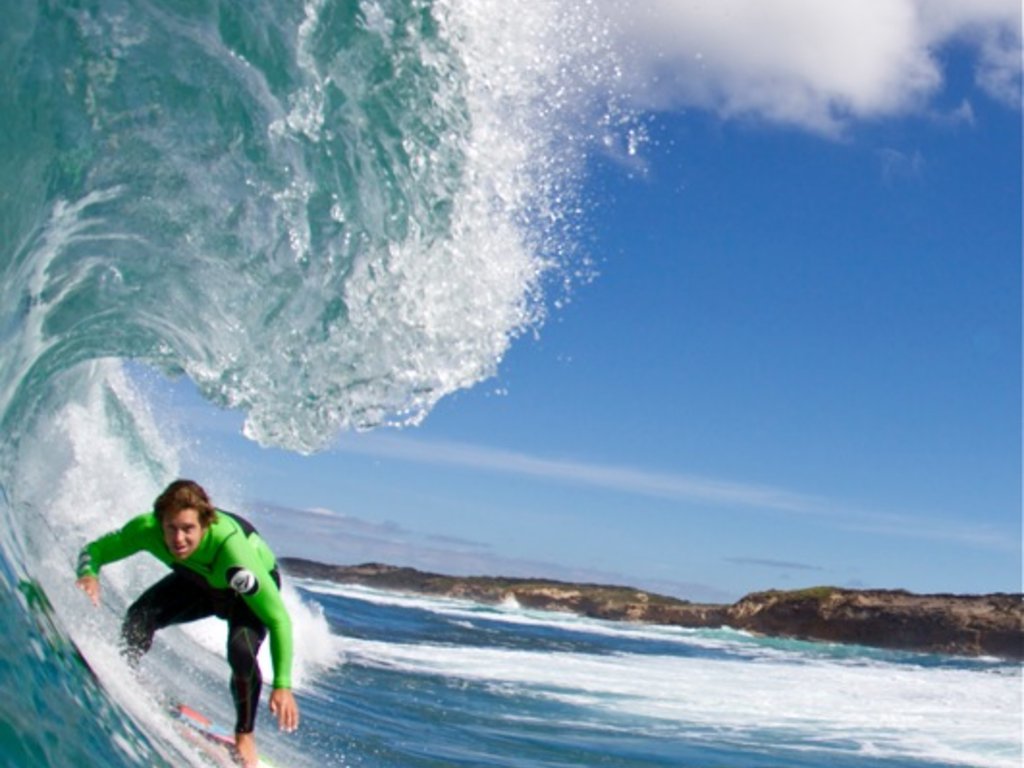 Paragliding | Surf Photos by Mitch Nibbs | Swellnet Sessions | Swellnet