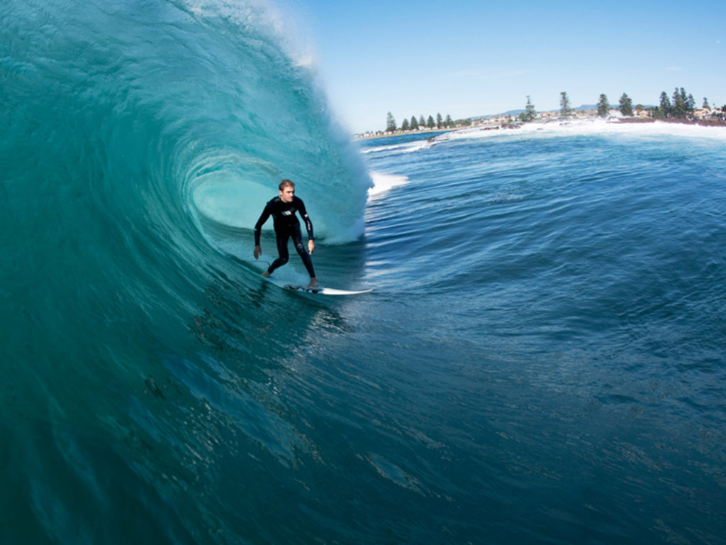 Ruler Straight, Razor Sharp | Surf Photos by Phil Gallagher | Swellnet ...