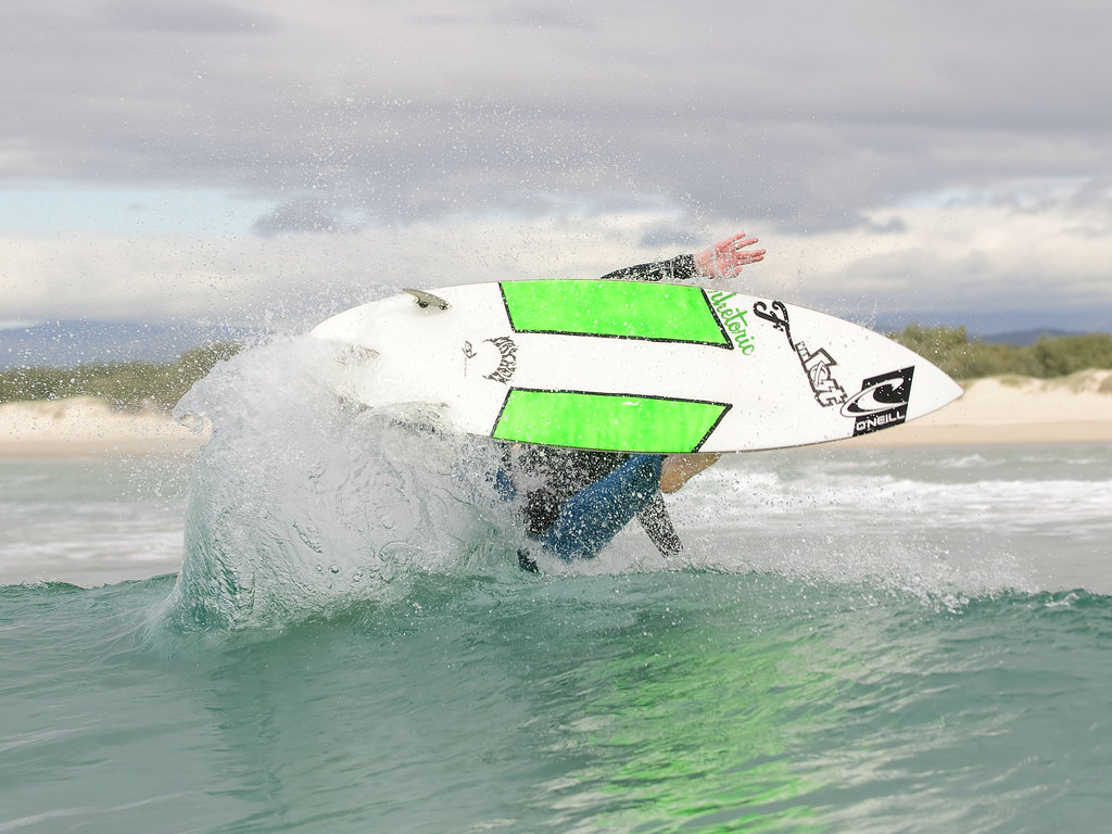Jet Assisted Take-Off | Surf Photos by Simon Muirhead | Swellnet ...