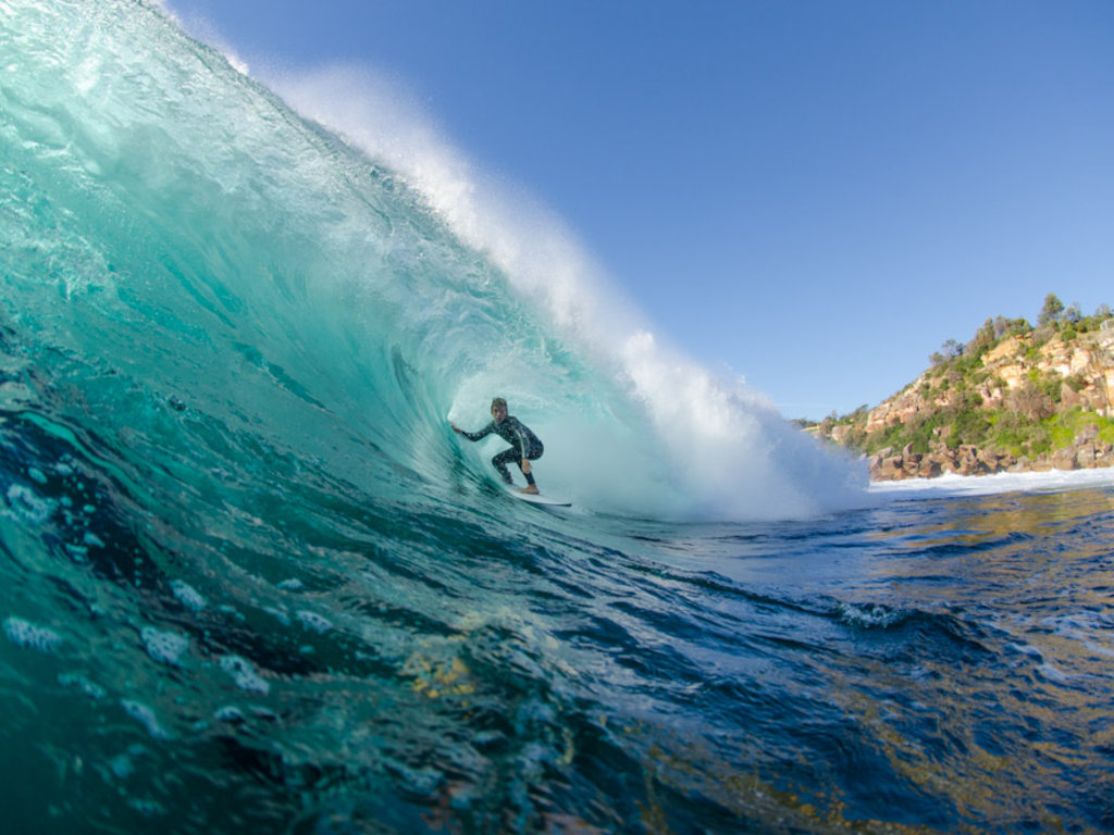 Under the cliff, over the ledge | Surf Photos by Matt Pudig | Swellnet ...