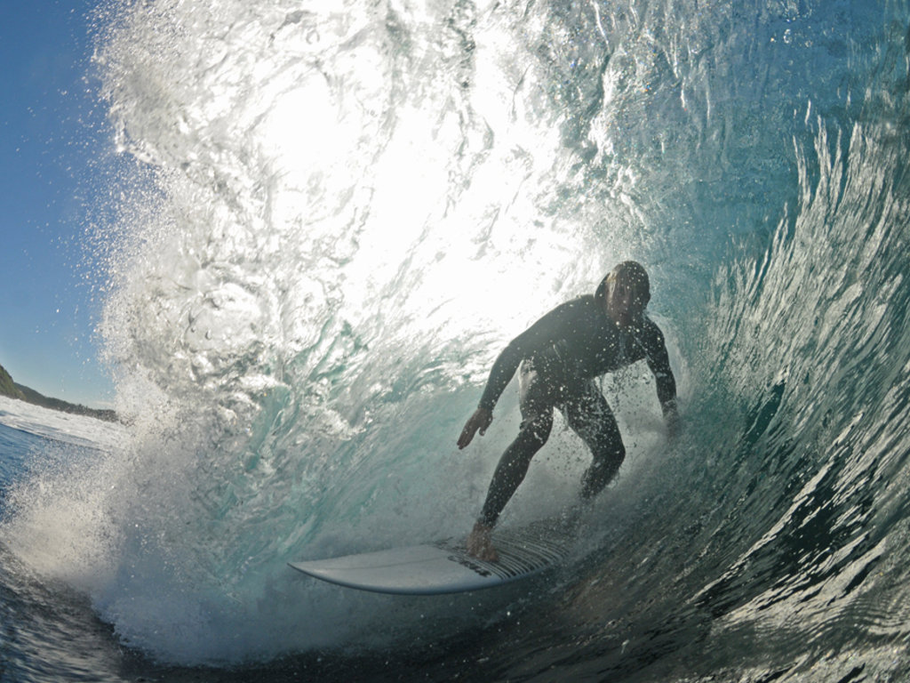 Rock, scissors, reef | Surf Photos by Jughead Allport | Swellnet ...