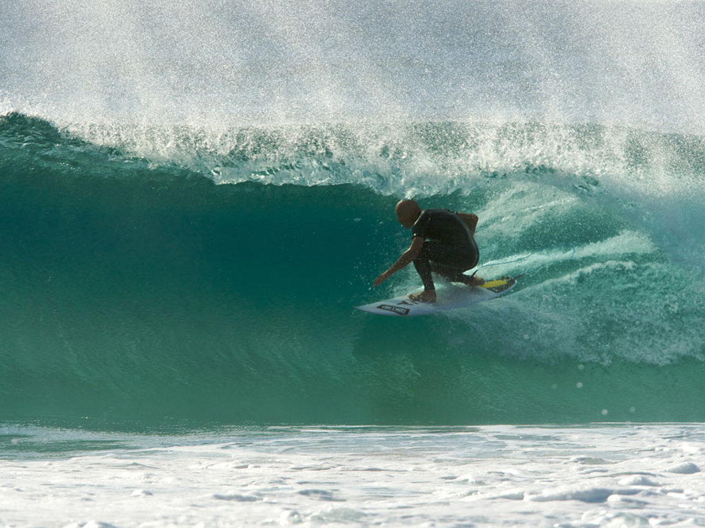 Hot Goss | Surf Photos by Adam Weathered | Swellnet Sessions | Swellnet