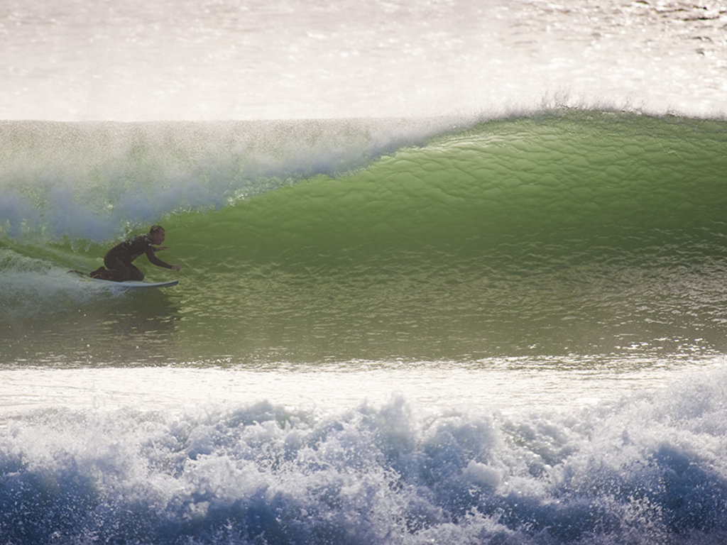 Left and Righteous | Surf Photos by Steen Barnes | Swellnet Sessions ...
