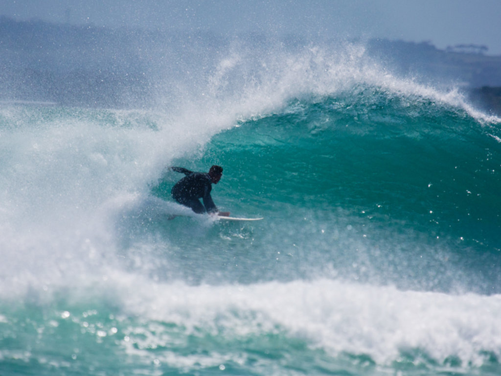 Keeping Swell at Bay | Surf Photos by Michael Tuni | Swellnet Sessions ...
