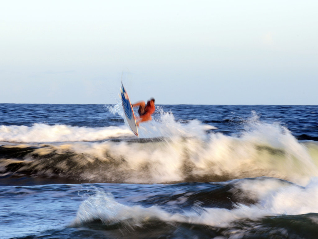 Speed Defies Gravity | Surf Photos by Jack Dekort | Swellnet Sessions ...