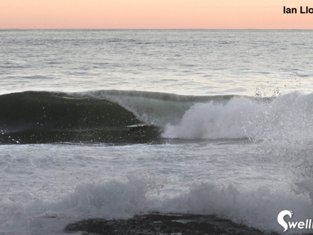 Cape Solander - Home and Away | Surf Photos by Ian McDonald | Swellnet ...