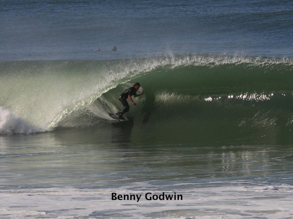 The Boys Light Up (and Kate too!) | Surf Photos by Adam Scard ...