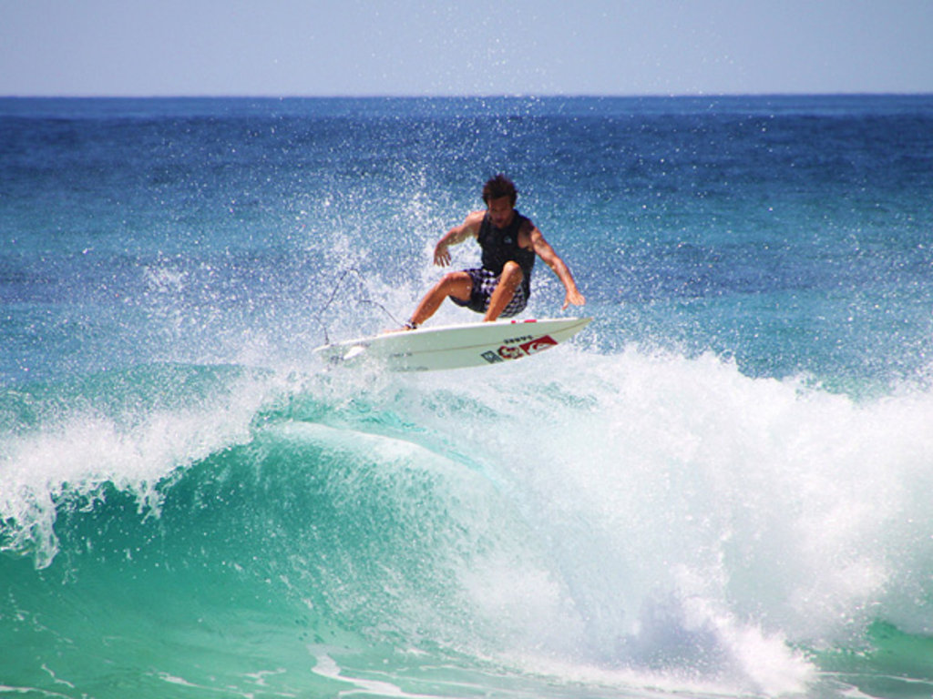 Jet-Assisted Take Off | Surf Photos by Chris Lovell | Swellnet Sessions ...