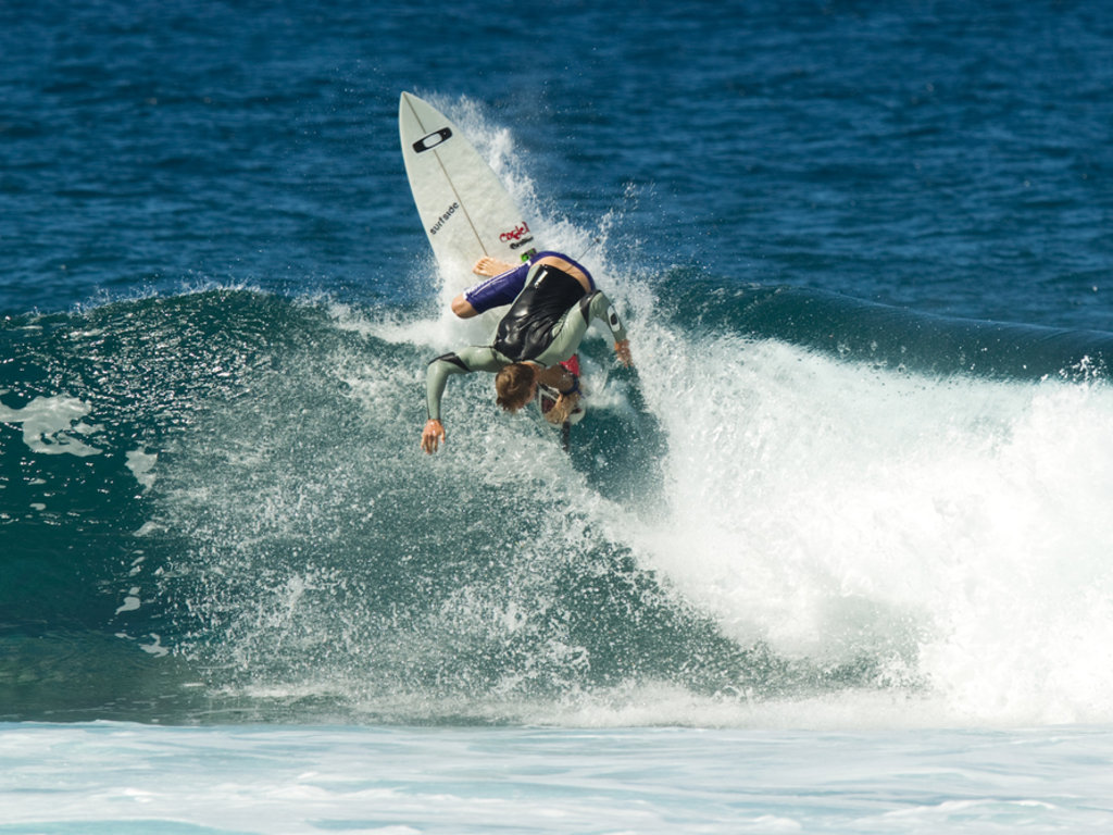 Lei Day 2 - Volcom Pipeline Pro | Surf Photos by Tom Carey | Swellnet ...