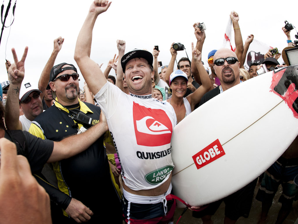 The Ecstasy of Victory | Surf Photos by Alex Ormerod | Swellnet ...
