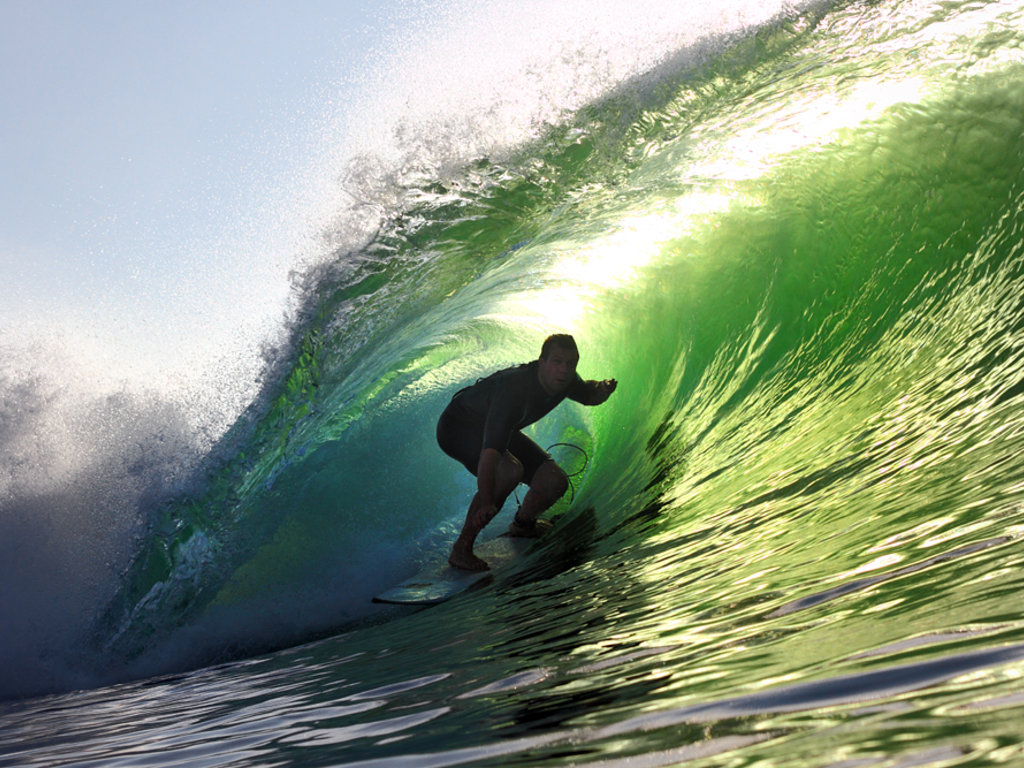 Green Flash | Surf Photos by Robert Woodward | Swellnet Sessions | Swellnet