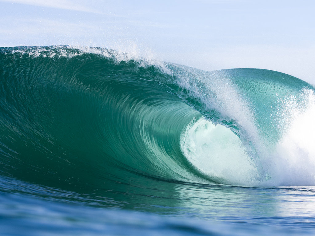 Late Drop | Surf Photos by Alex Ormerod | Swellnet Sessions | Swellnet