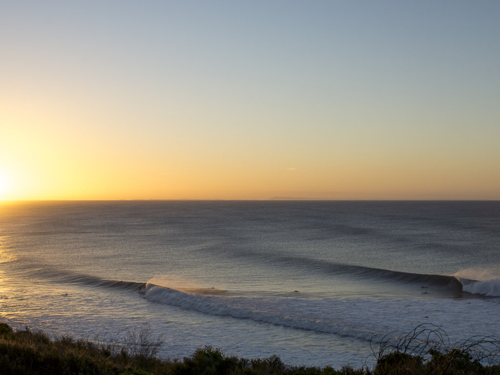 Classic Lines | Surf Photos by Elliot Gray | Swellnet Sessions | Swellnet
