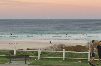 Perth Detailed Surf Report, Surf Photos, Live Winds, Tides and Weather ...